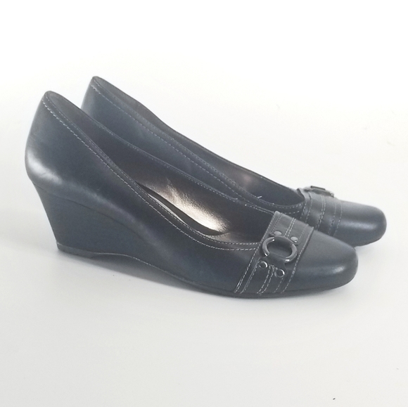 Sofft | Shoes | Sofft Wedge Heels Size | Poshmark